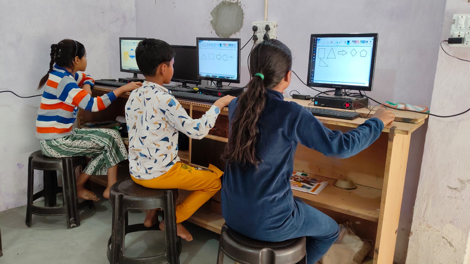 Breaking Free From Traditional Schooling: How Microschools Like Apni ...